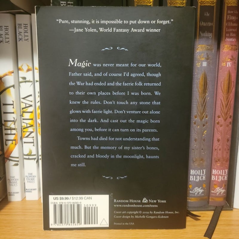 Bones of Faerie by Janni Lee Simner