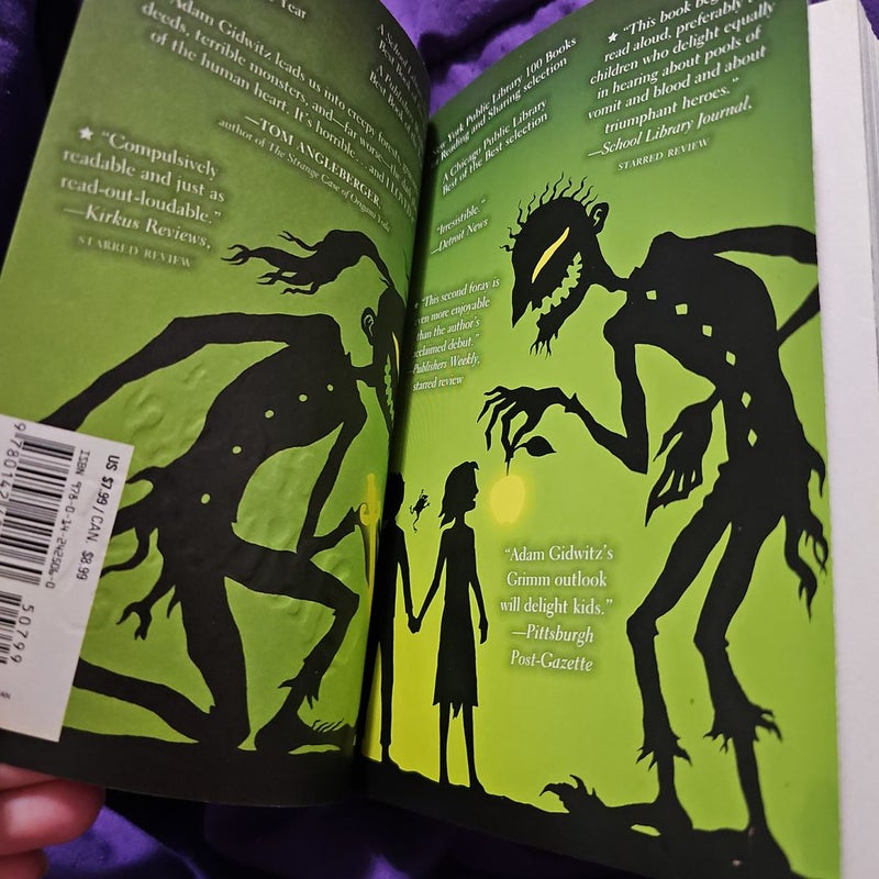 In a Glass Grimmly by Adam Gidwitz, Paperback | Pangobooks