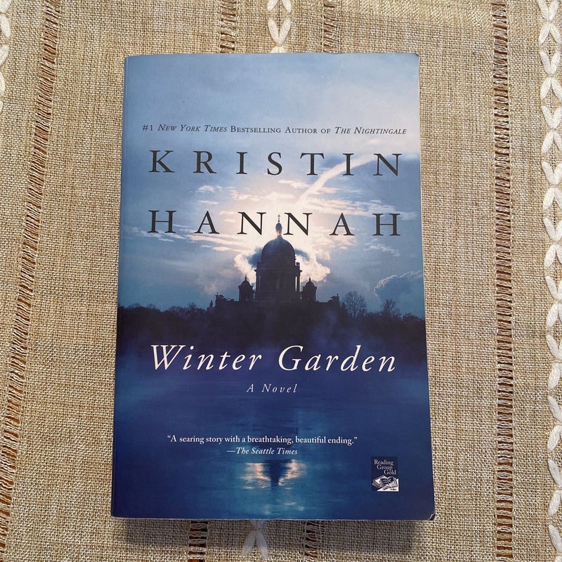 Winter Garden by Kristin Hannah, Paperback | Pangobooks