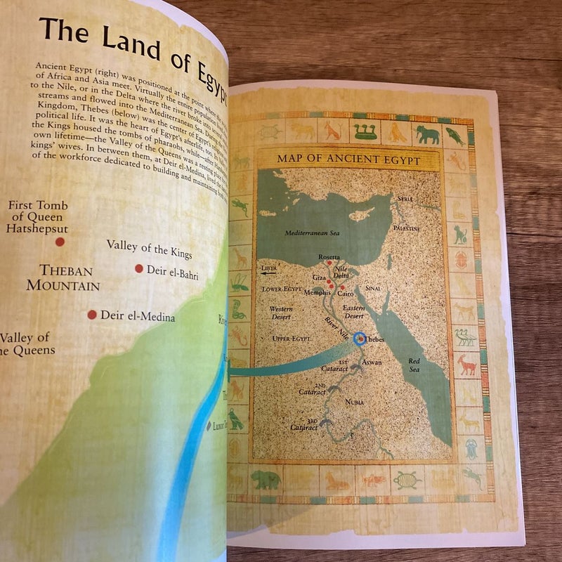 Hatshepsut by Ellen Galford, Paperback | Pangobooks