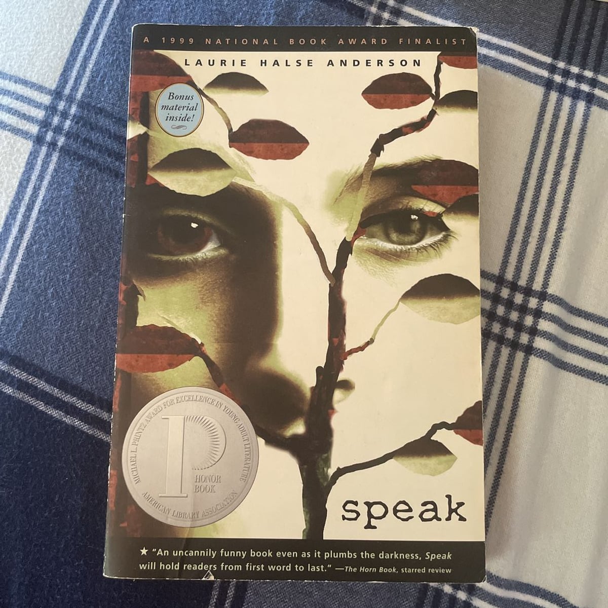 Speak by Laurie Halse Anderson, Paperback | Pangobooks