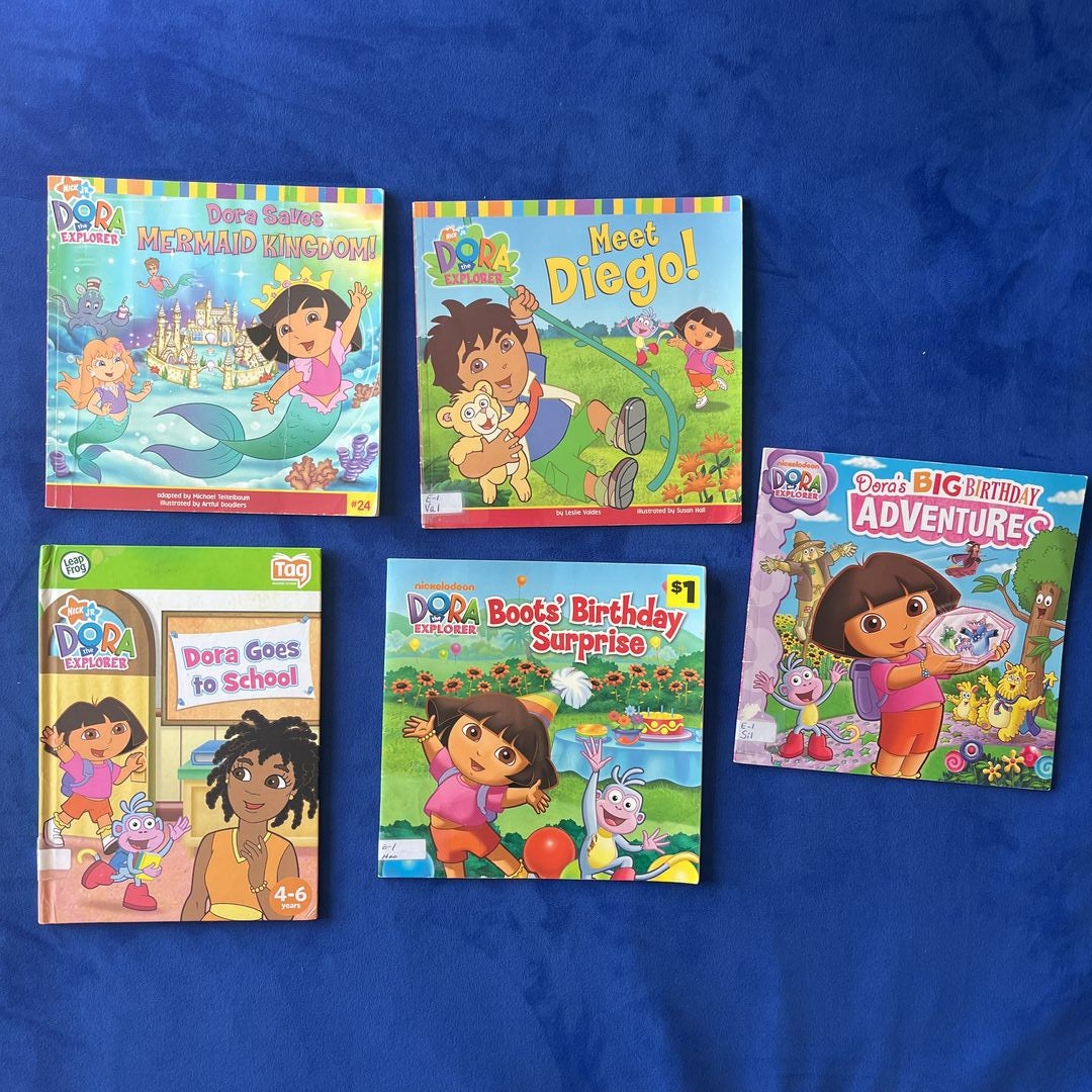 Dora Saves Mermaid Kingdom! by Valerie Walsh, Michael Teitelbaum