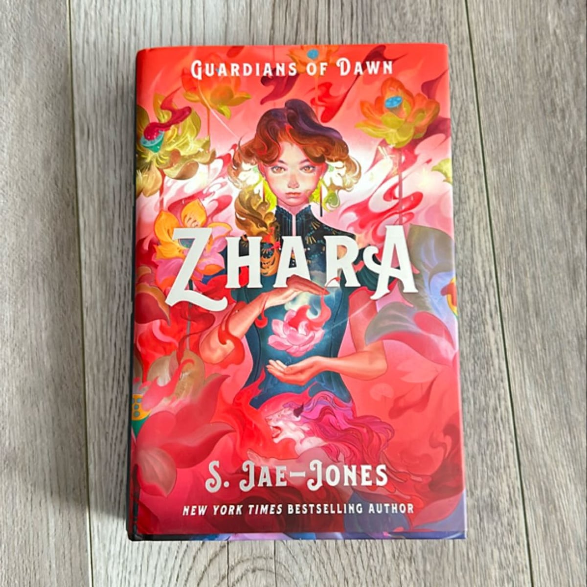 Guardians of Dawn: Zhara (Illumicrate Edition) by S. Jae-Jones ...