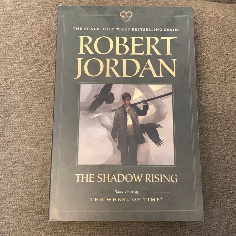 The Shadow Rising by Robert Jordan, Paperback | Pangobooks