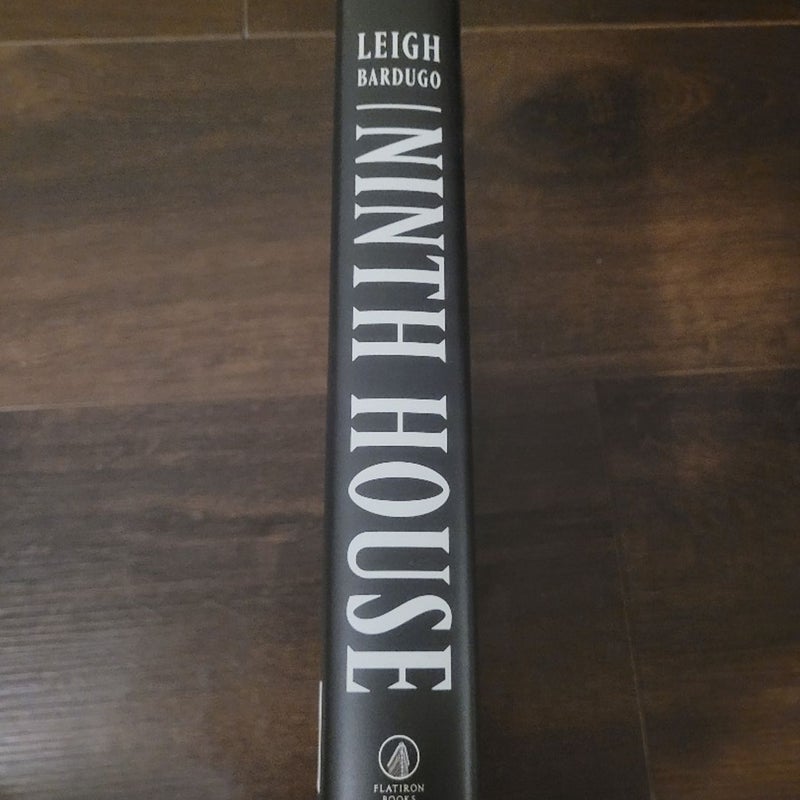 Ninth House by Leigh Bardugo, Hardcover | Pangobooks
