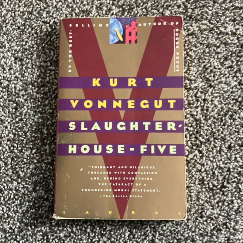 Slaughterhouse-Five by Kurt Vonnegut, Paperback | Pangobooks