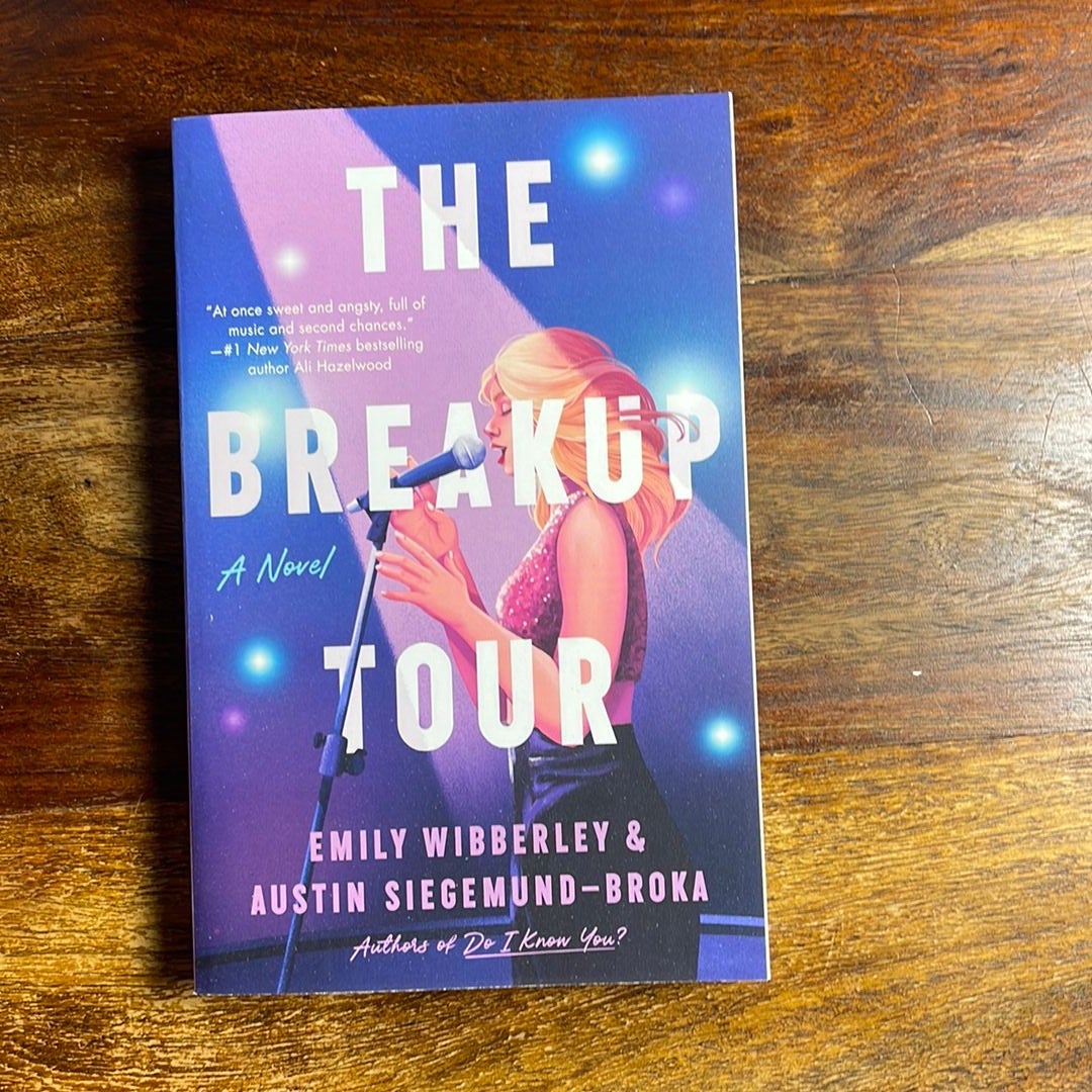 The Breakup Tour by Emily Wibberley, Paperback | Pangobooks
