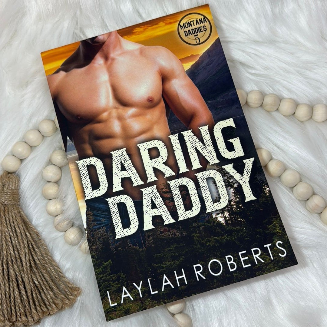 Daring Daddy by Laylah Roberts