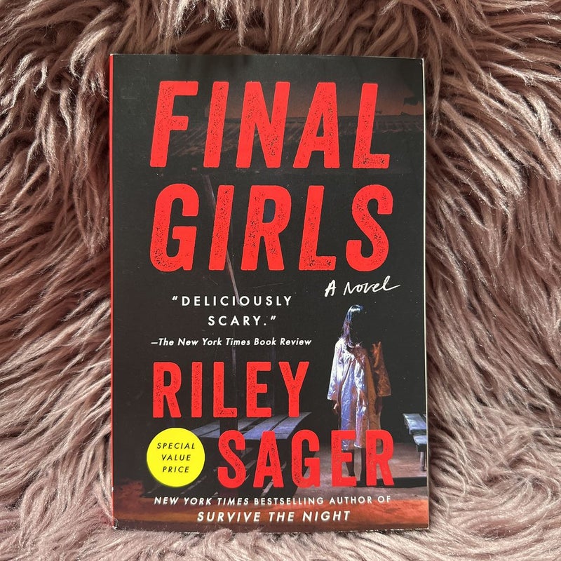 Final Girls by Riley Sager, Paperback | Pangobooks