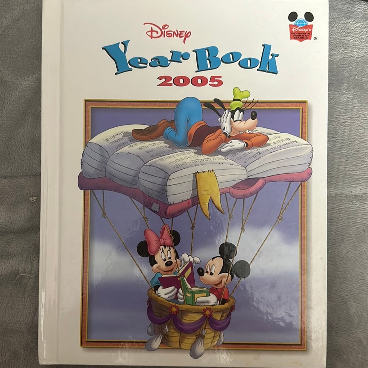 Disney Year Book 2005 by Fern L Mamberg