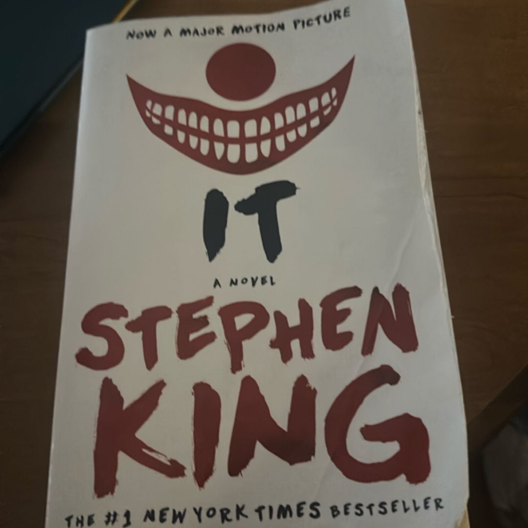 It by Stephen King, Paperback | Pangobooks