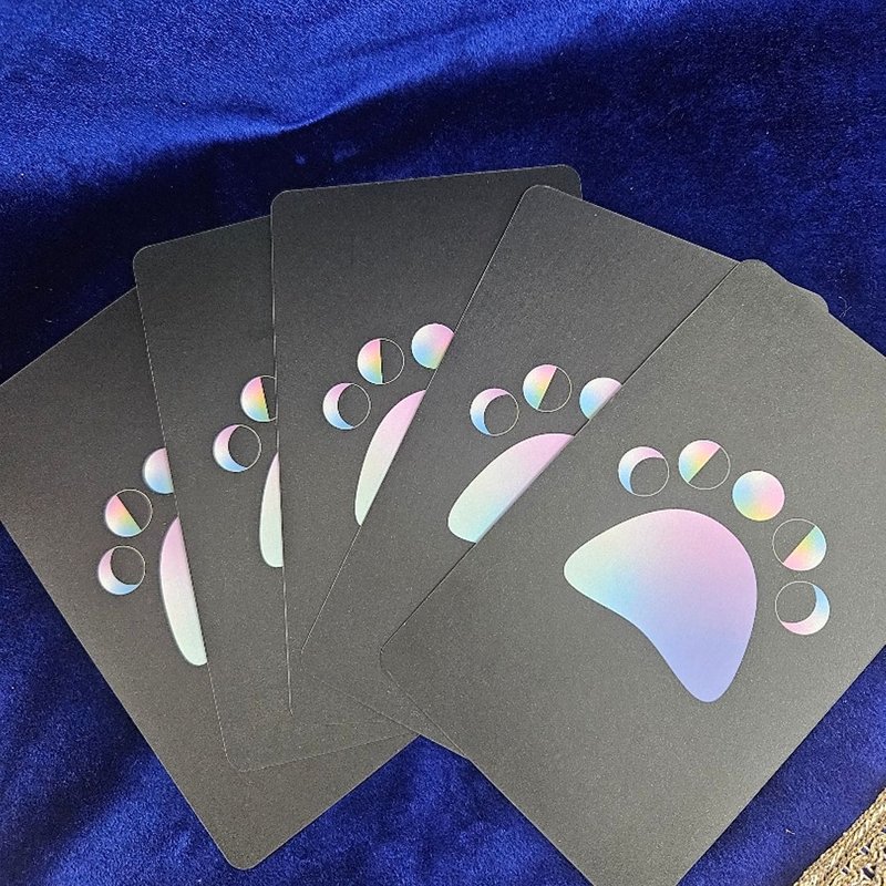 Mystic Mondays: the Cosmic Creatures Deck by Grace Duong