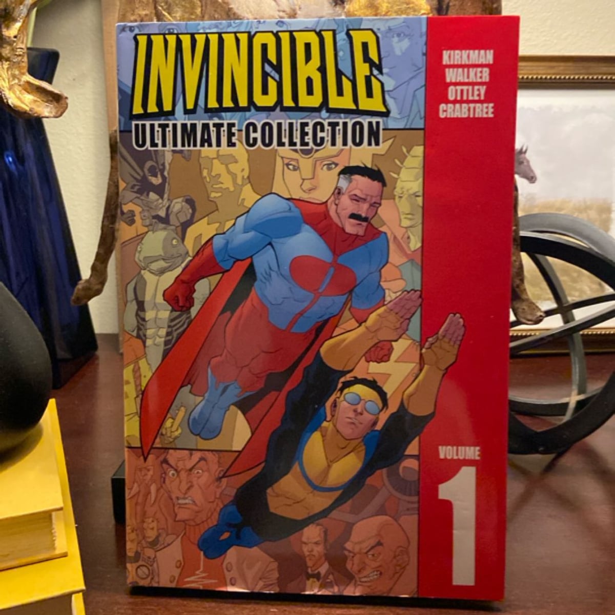 Invincible - Ultimate Collection by Robert Kirkman, Cory Walker, Ryan ...