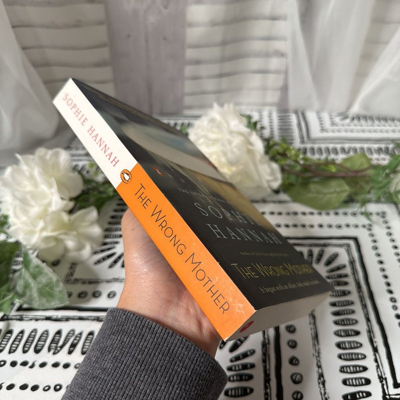 The Wrong Mother by Sophie Hannah