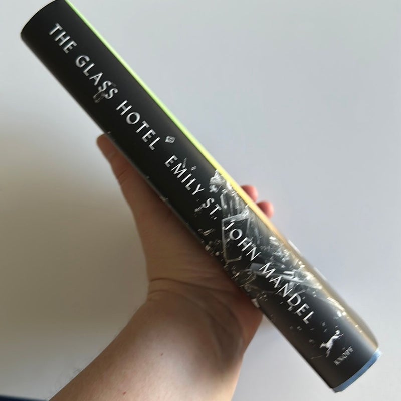 The Glass Hotel by Emily St. John Mandel, Hardcover | Pangobooks