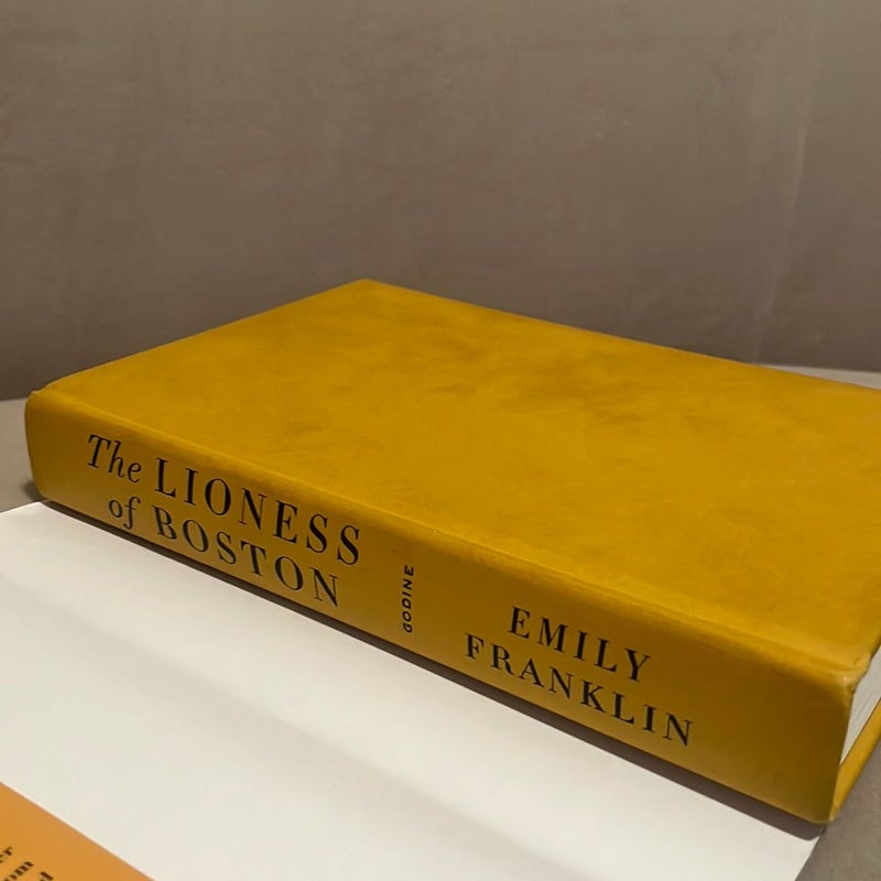 The Lioness of Boston by Emily Franklin, Hardcover | Pangobooks