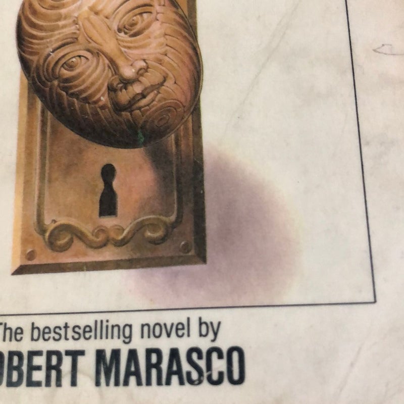 Burnt Offerings by Robert Marasco, Paperback | Pangobooks