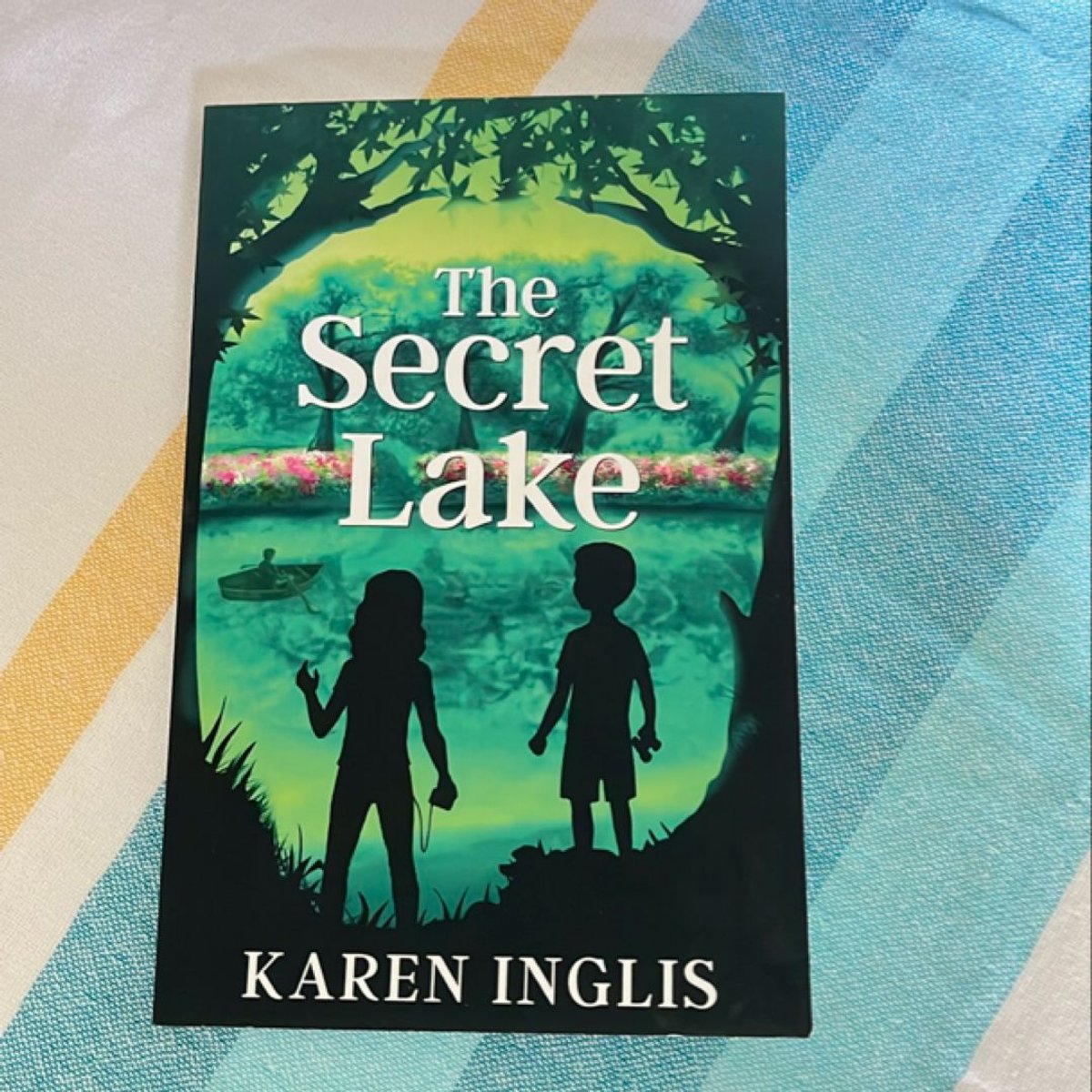 The Secret Lake by Karen Inglis