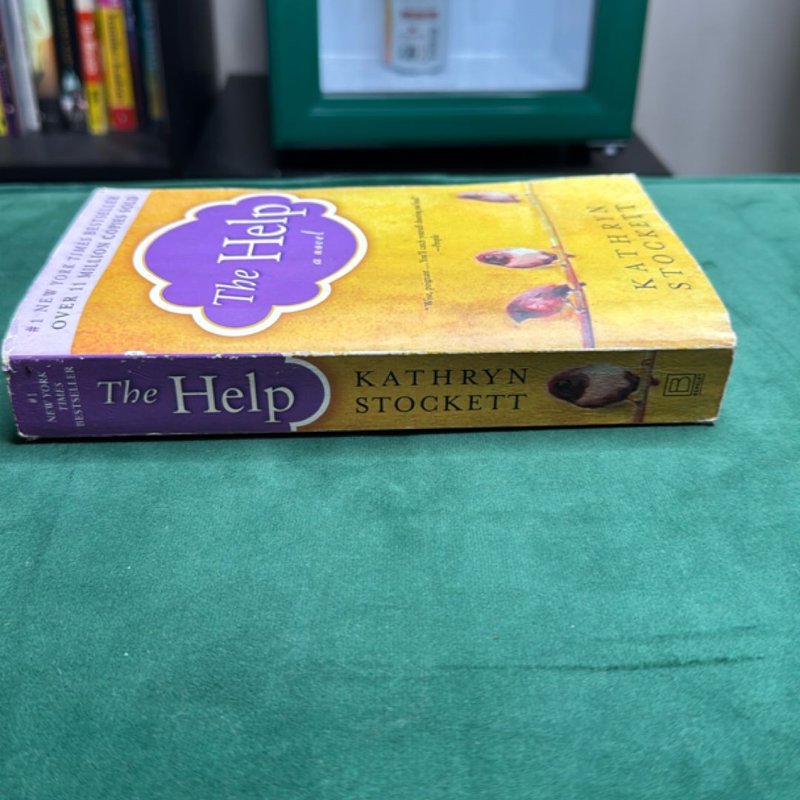 The Help by Kathryn Stockett, Paperback | Pangobooks