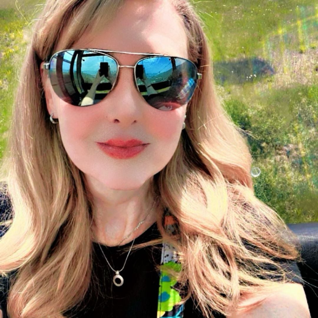 Blondie Sells Books's Bookstore | Pango Books