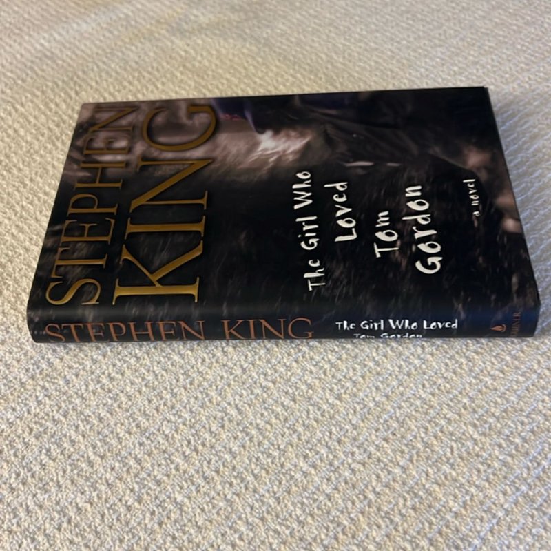 The Girl Who Loved Tom Gordon by Stephen King, Hardcover | Pangobooks