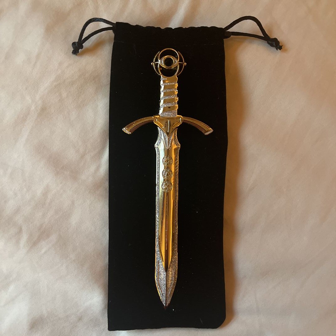 Sword of Truth Replica by Illumicrate, Paperback | Pangobooks