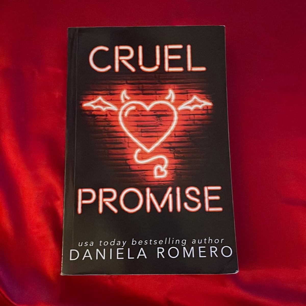 Cruel Promise by Daniela Romero, Paperback | Pangobooks