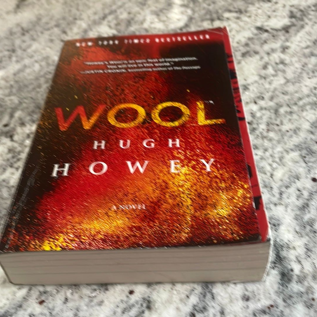 Wool by Hugh Howey, Paperback | Pangobooks