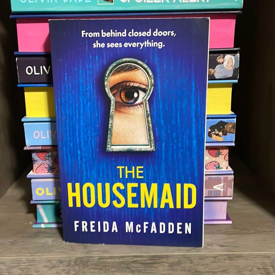 The Housemaid by Freida McFadden, Paperback | Pangobooks
