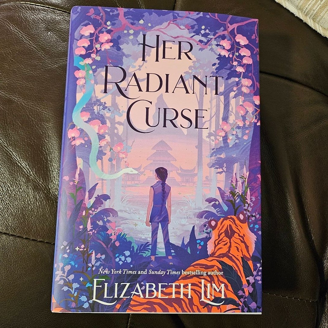 Her Radiant Curse Fairyloot by Elizabeth Lim, Hardcover | Pangobooks
