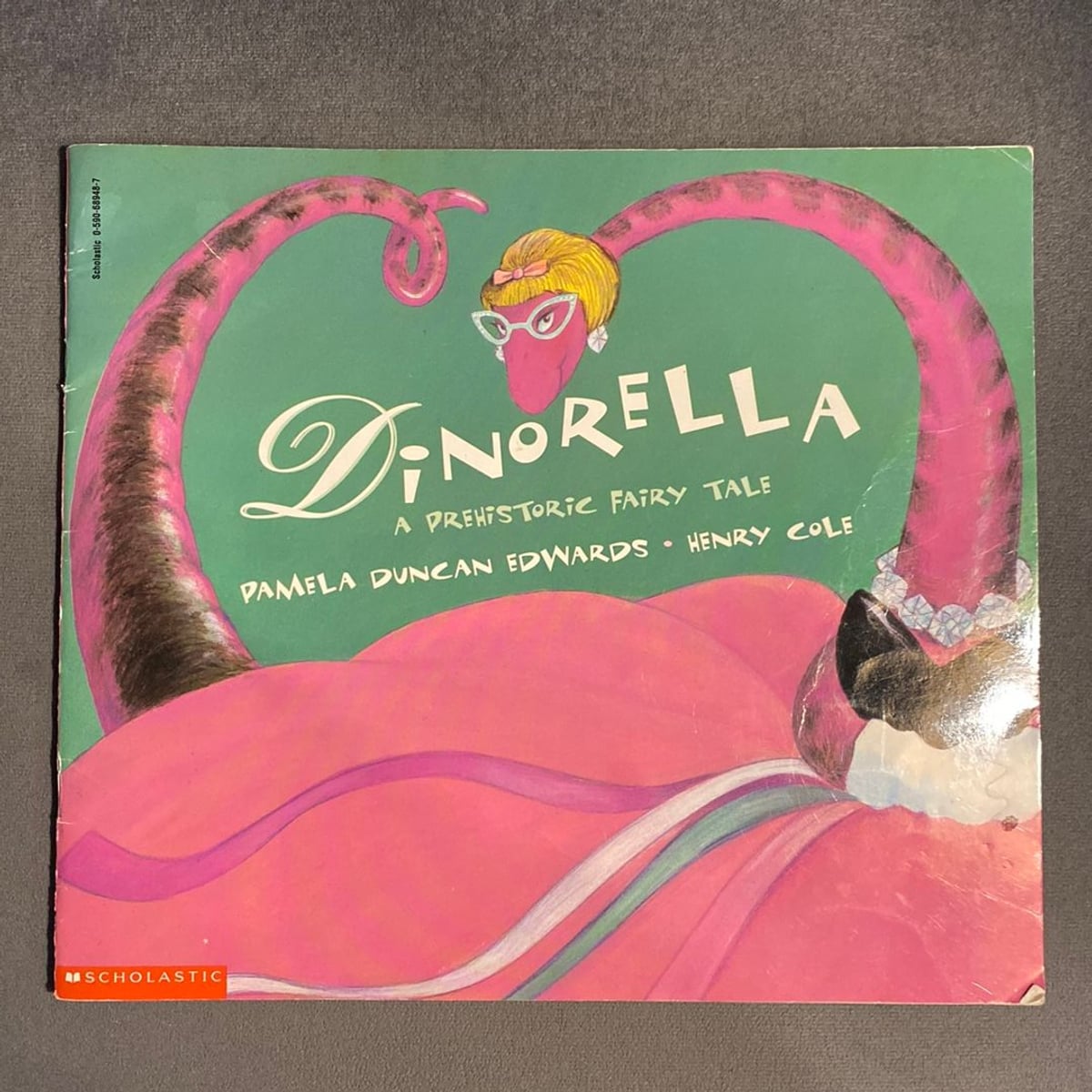 Dinorella by undefined, Paperback | Pangobooks