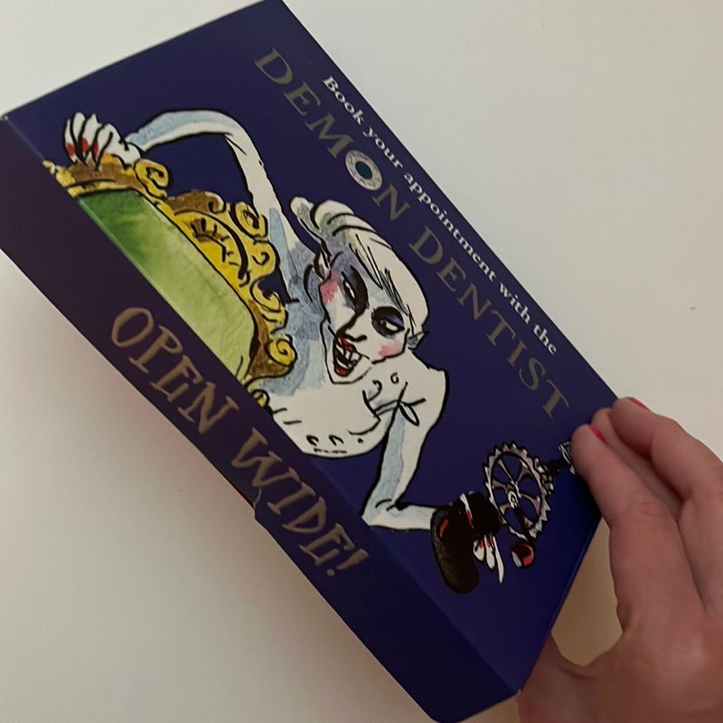 Demon Dentist - ARC by David Walliams, Paperback | Pangobooks