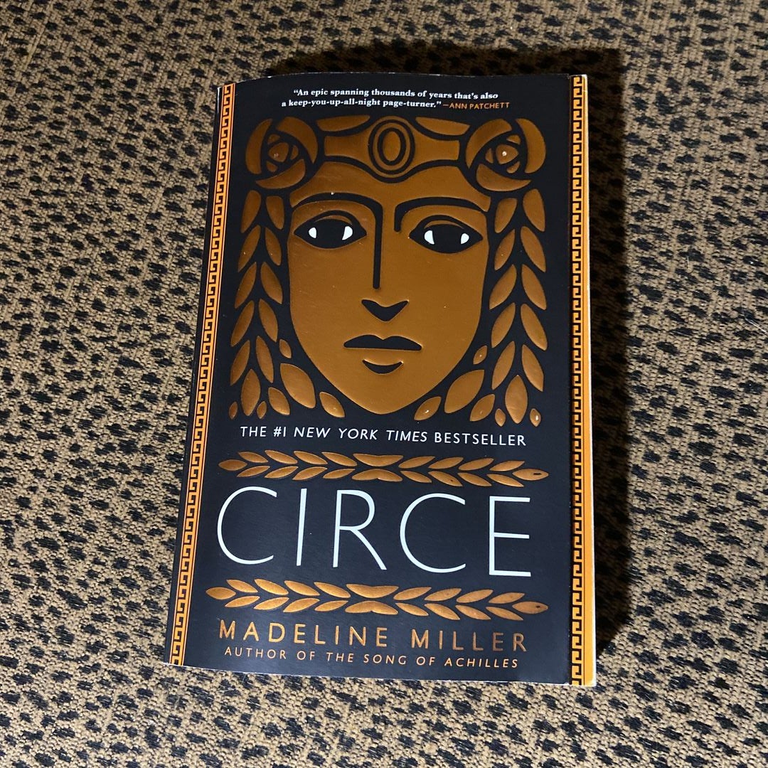 Circe by Madeline Miller, Paperback | Pangobooks
