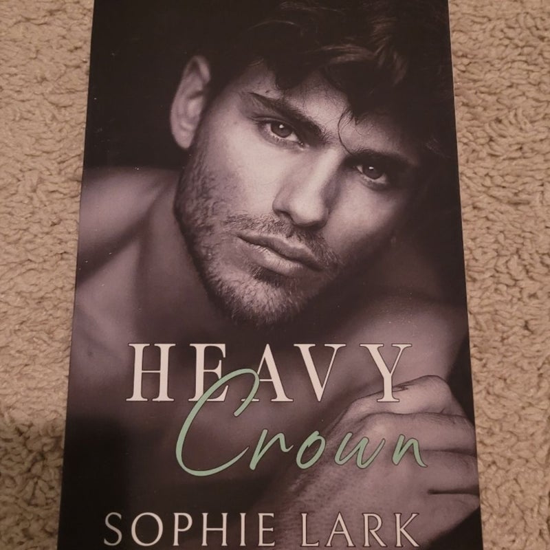 Heavy Crown by Sophie Lark, Paperback | Pangobooks