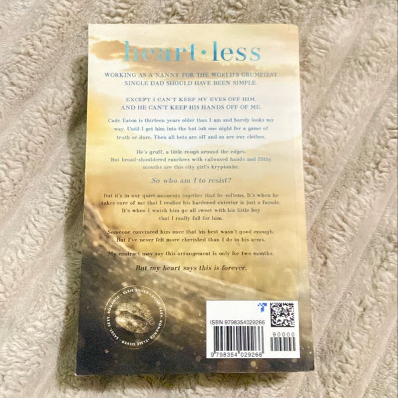 Heartless OOP Copy by Elsie Silver, Paperback | Pangobooks