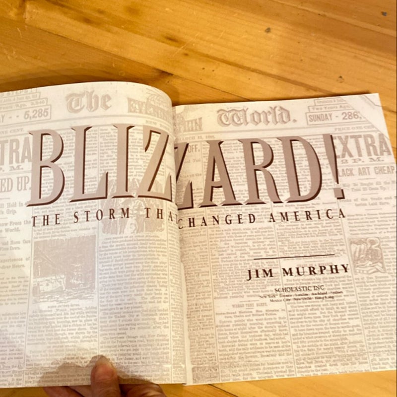 Blizzard! by Jim Murphy, Paperback | Pangobooks