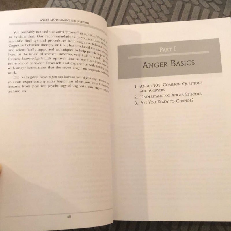 Anger Management for Everyone by Raymond Chip Tafrate, Paperback ...
