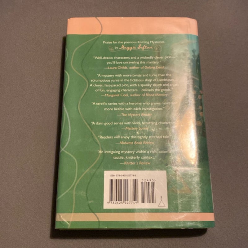 Dropped Dead Stitch by Maggie Sefton