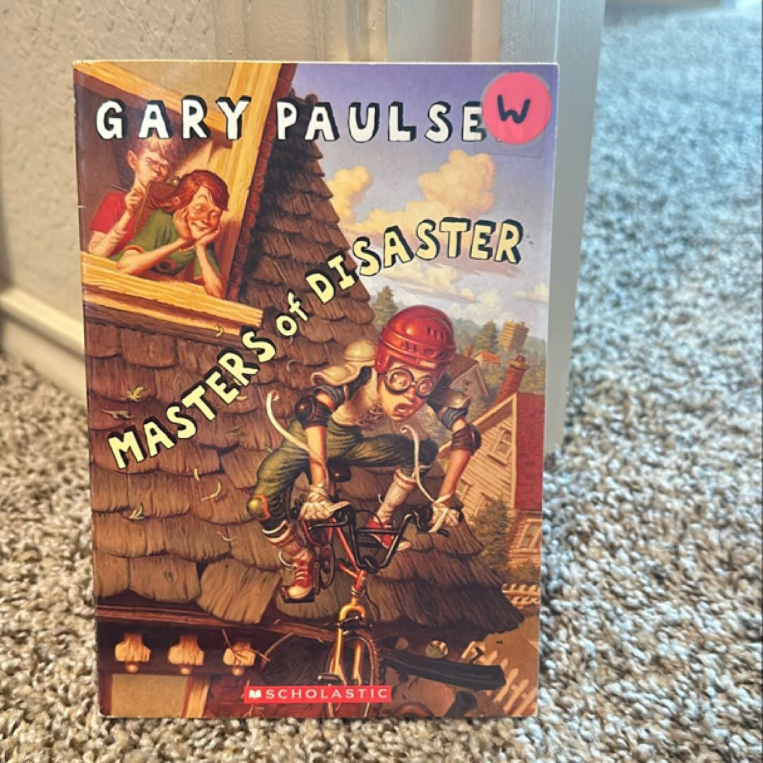 Masters of Disaster by Gary Paulsen , Paperback | Pangobooks