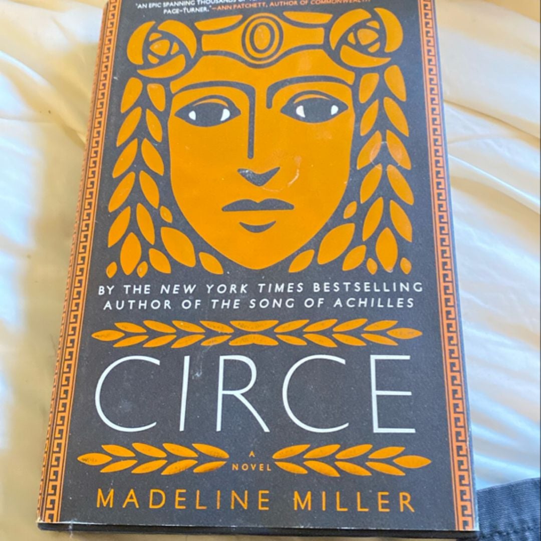 Circe by Madeline Miller, Hardcover | Pangobooks