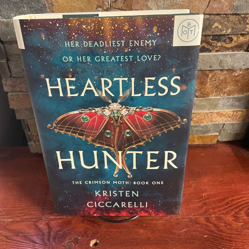 Heartless Hunter by Kristen Ciccarelli, Hardcover | Pangobooks