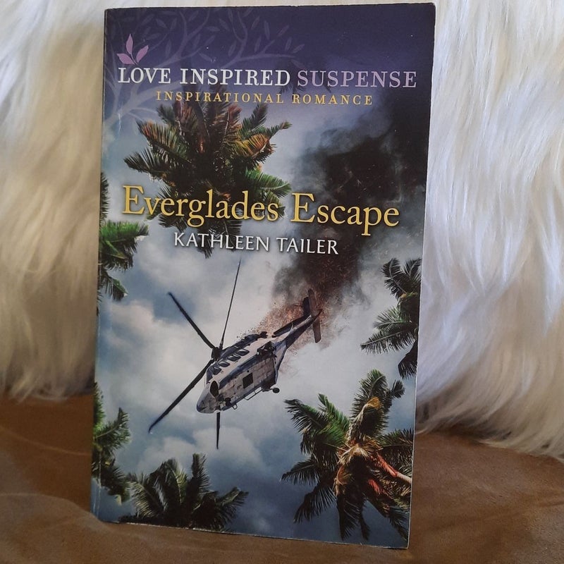 Everglades Escape by Kathleen Tailer, Paperback | Pangobooks