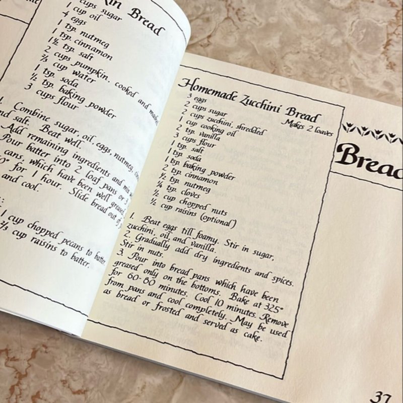From Amish and Mennonite Kitchens by Phyllis Good