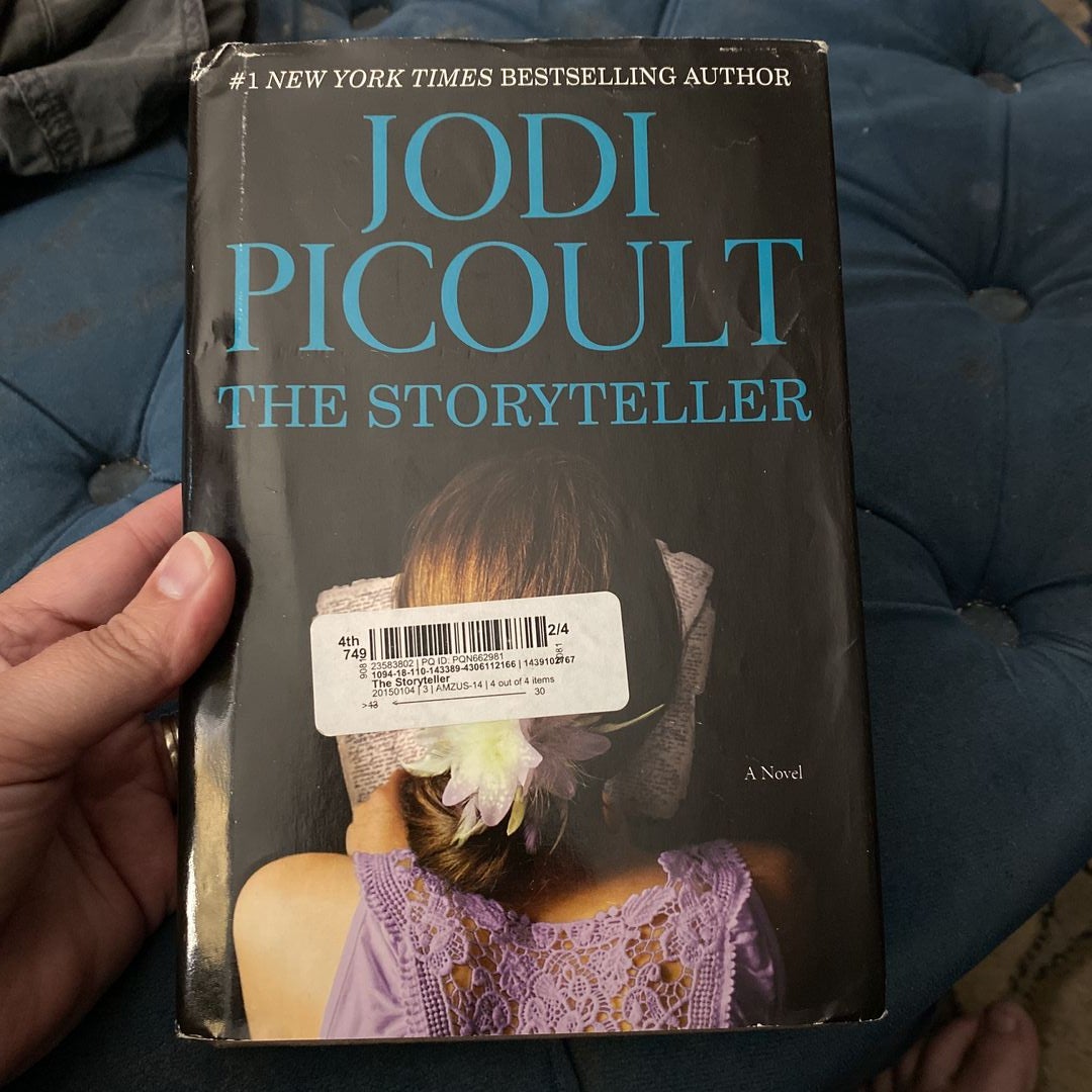 The Storyteller by Jodi Picoult, Hardcover | Pangobooks