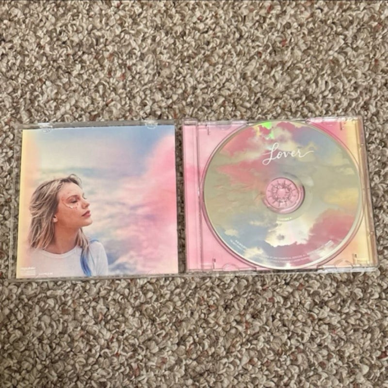 Lover CD by Taylor Swift, Hardcover | Pangobooks