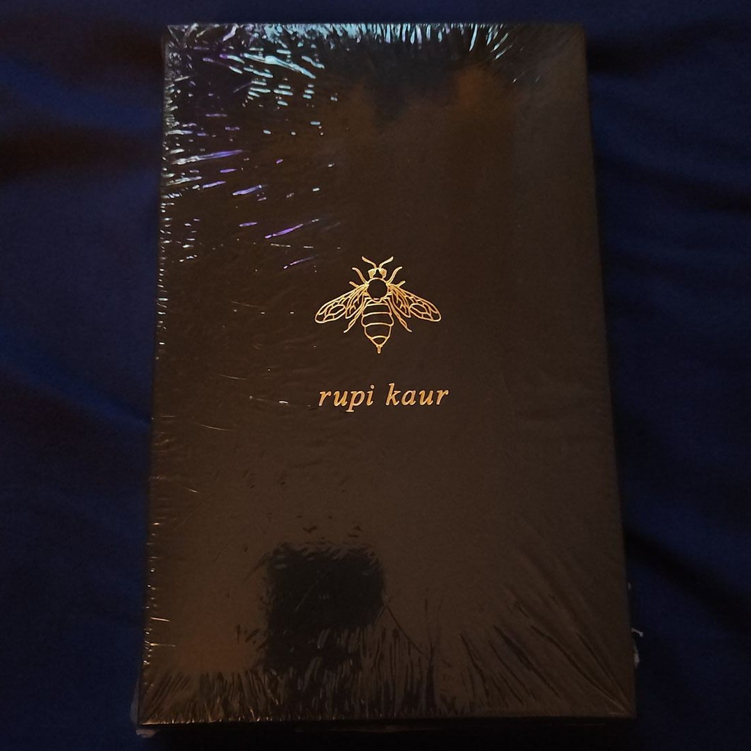 The Rupi Kaur Boxed Set by Rupi Kaur, Hardcover | Pangobooks
