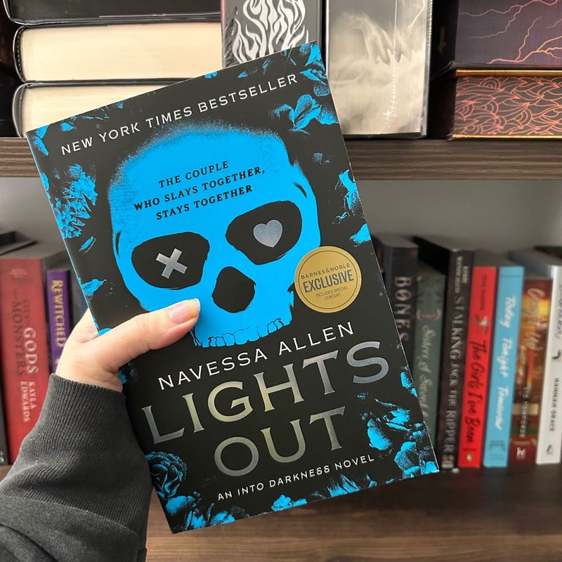 Lights Out by Navessa Allen (B&N Exclusive) by Navessa Allen, Paperback ...