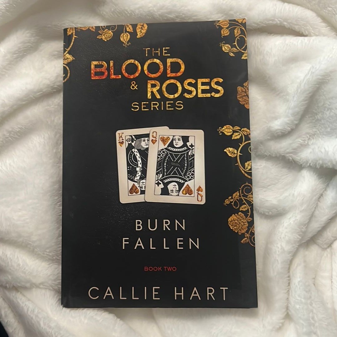 The Blood and Roses by Callie Hart, Paperback | Pangobooks