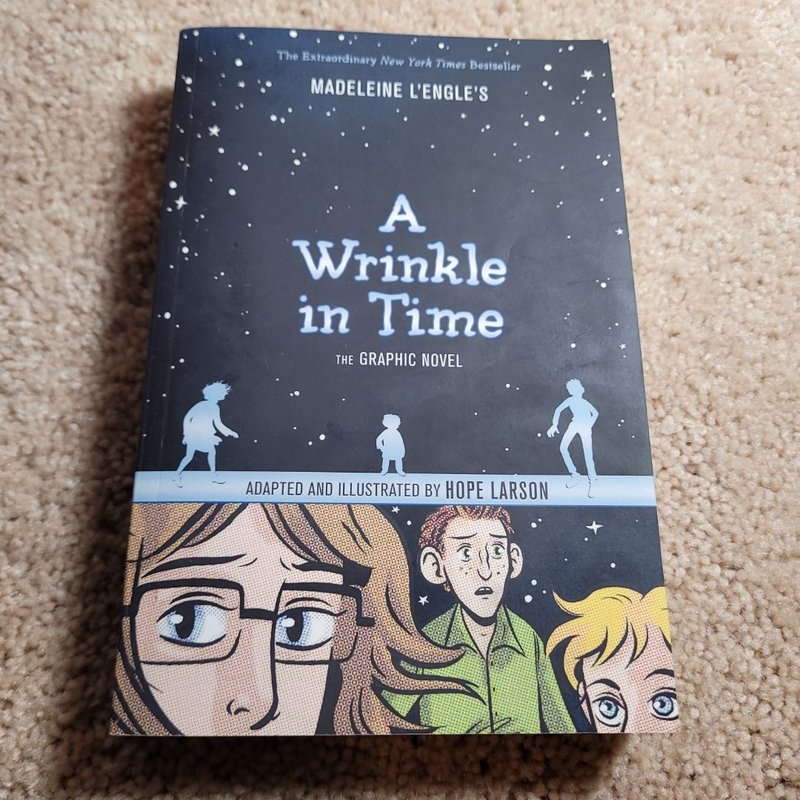 A Wrinkle in Time: the Graphic Novel by Madeleine L'Engle, Paperback ...