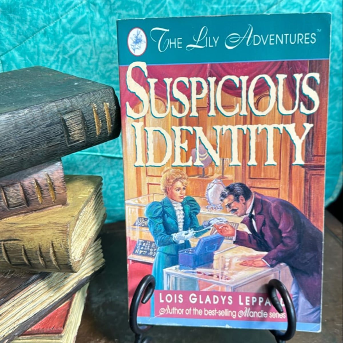 Suspicious Identity by Lois Gladys Leppard